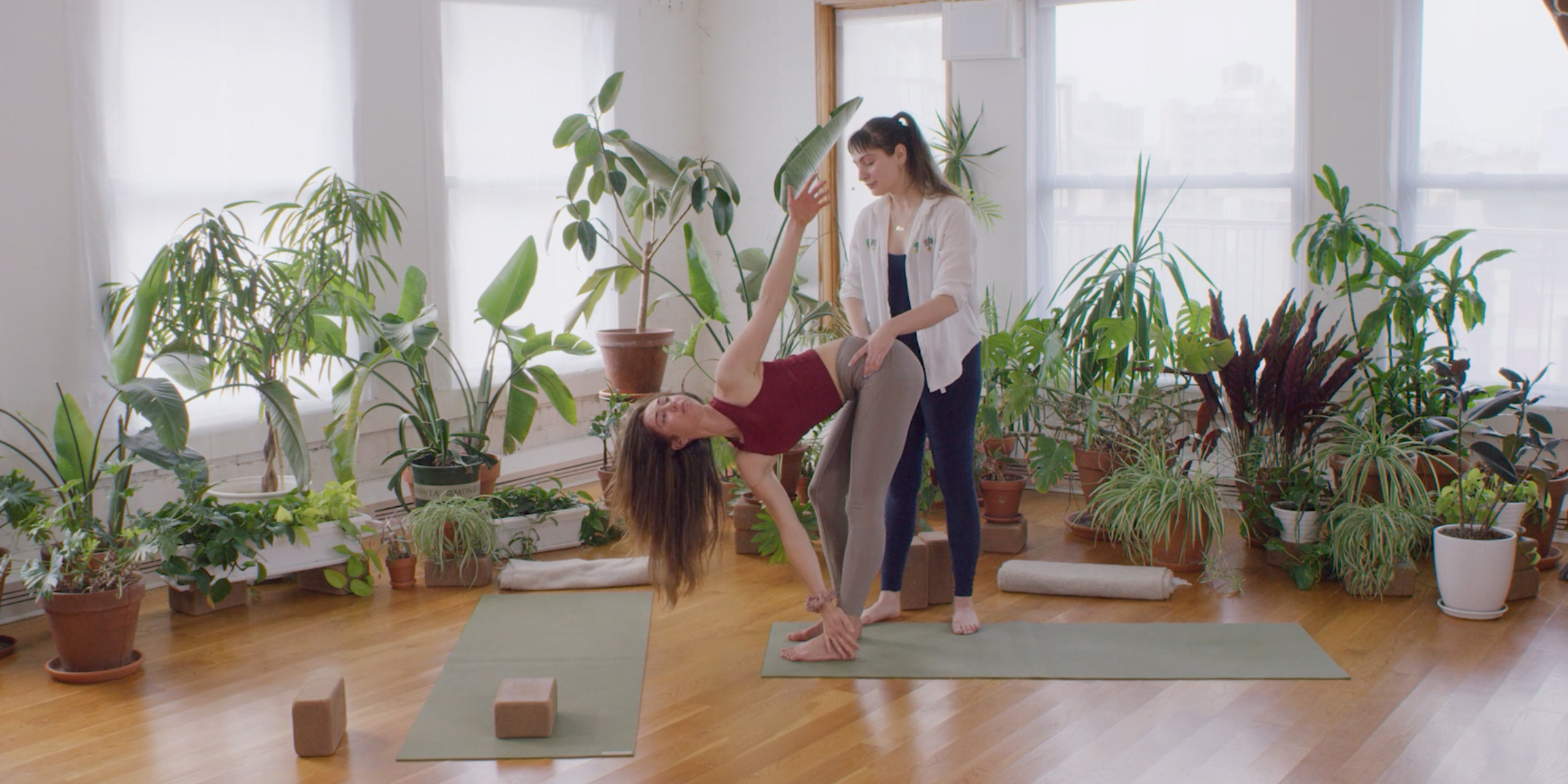 SKY TING – Hip Work