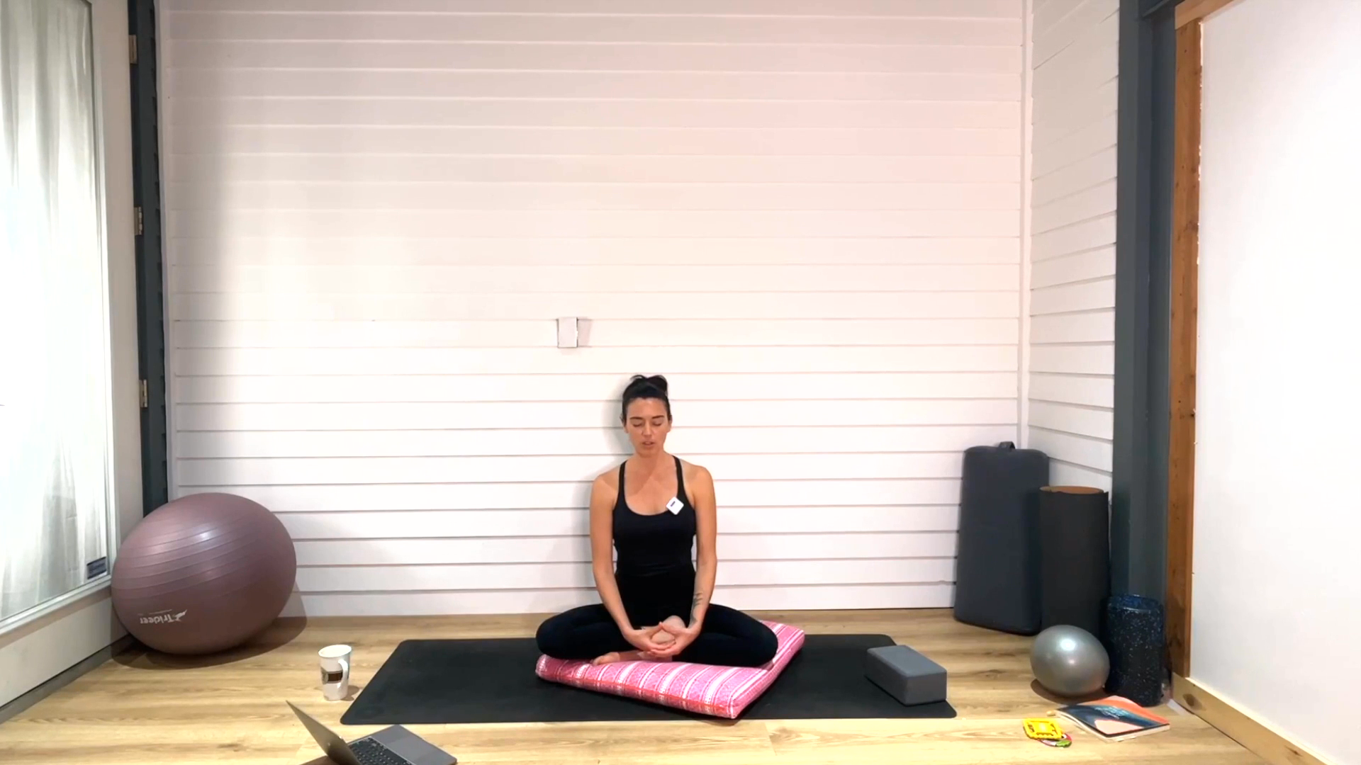 Julia Marie : Yoga + Meditation – Personal Practice: Turn, Turn, Turn